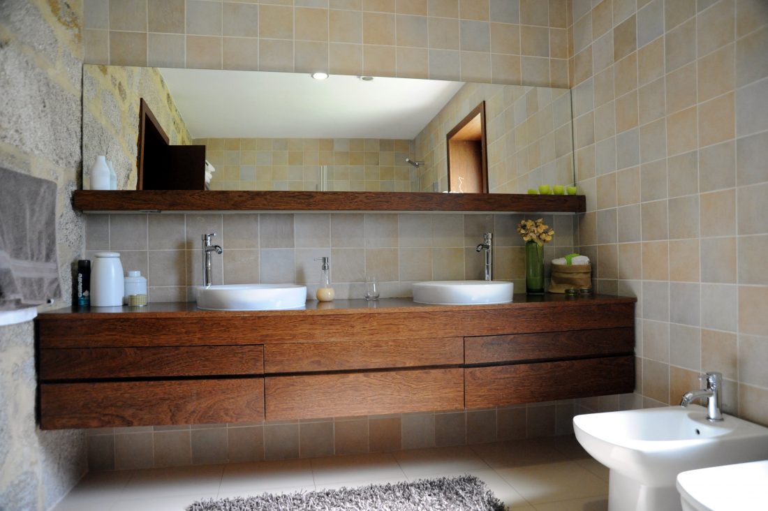 Movel Wc Sucupira – Carpintaria Pinto & Pintos