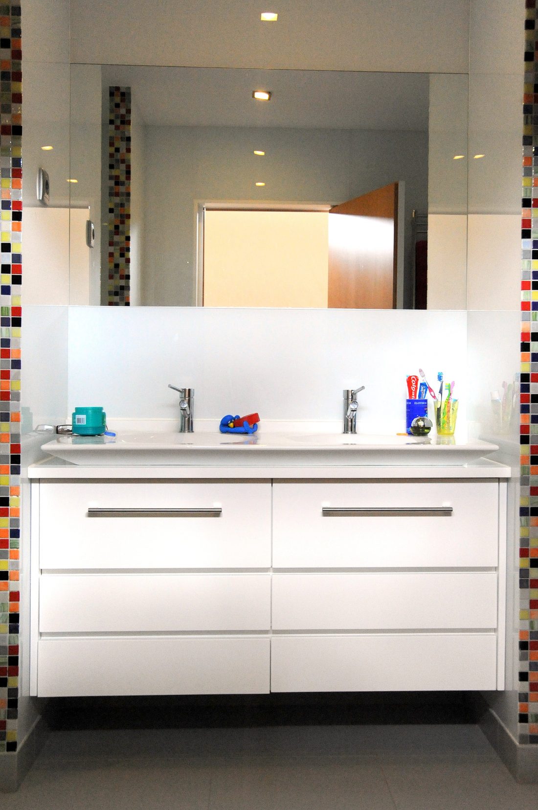 Movel Wc Termolaminado Branco – Carpintaria Pinto & Pintos