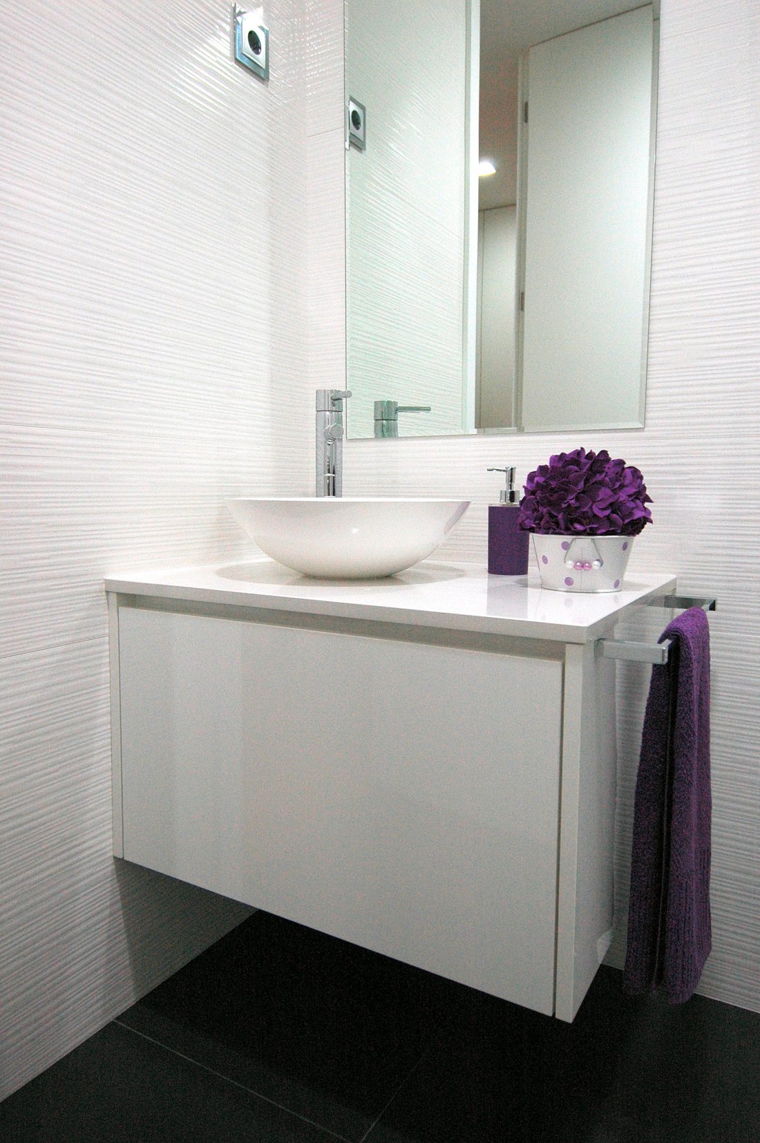 Movel Wc Termolaminado Branco Brilho – Carpintaria Pinto & Pintos